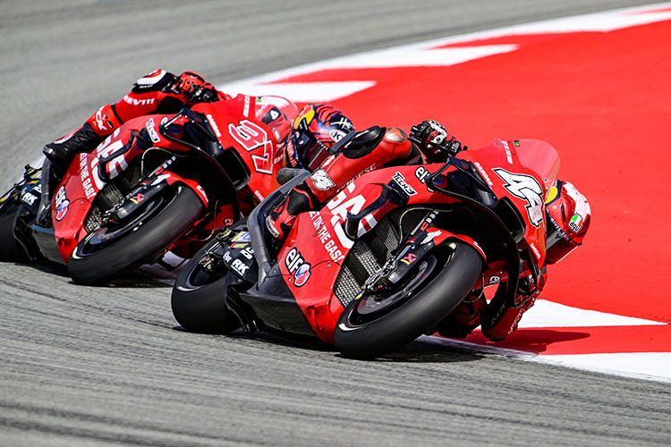 Pol Espargaró Augusto Fernández Gasgas Ausgebremst Motogp